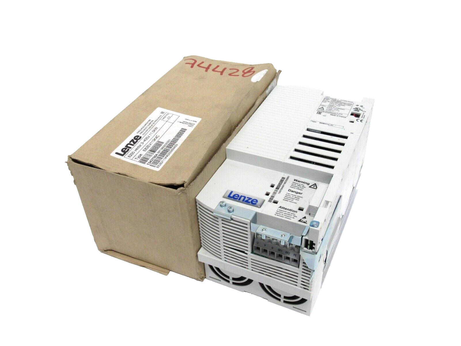 Jual LENZE Inverter 8200 Vector Series – Distributor Peralatan Industri